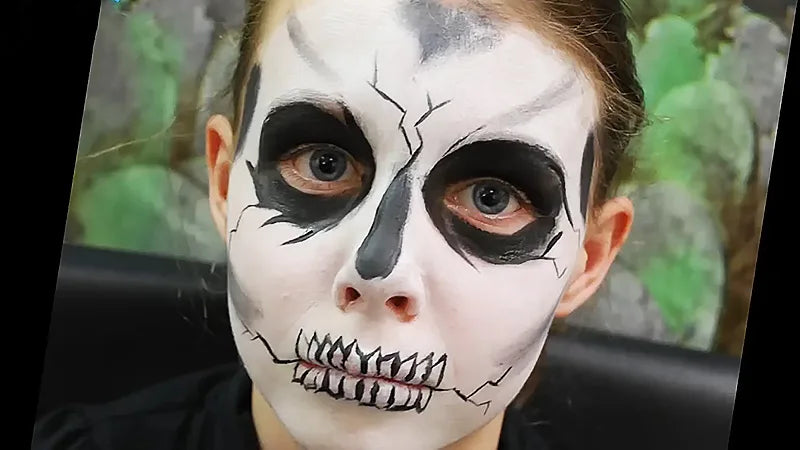 How to Create a Simple Skull Face Paint Design – Step-by-Step Tutorial ...